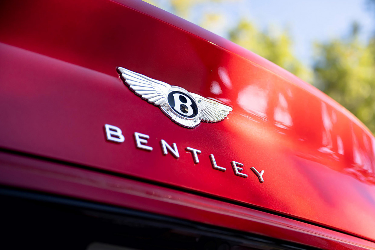 Bentley goes all in on electric cars with plans for FIVE new EVs | Move Electric